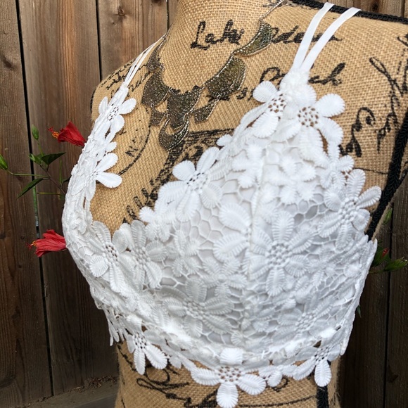 Intimates & Sleepwear | Daisy Criss Cross Bralette Adjustable Straps ...